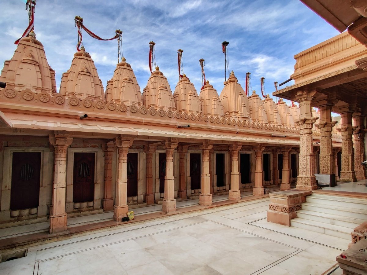 Shri Rantej Tirth - Jain Universe