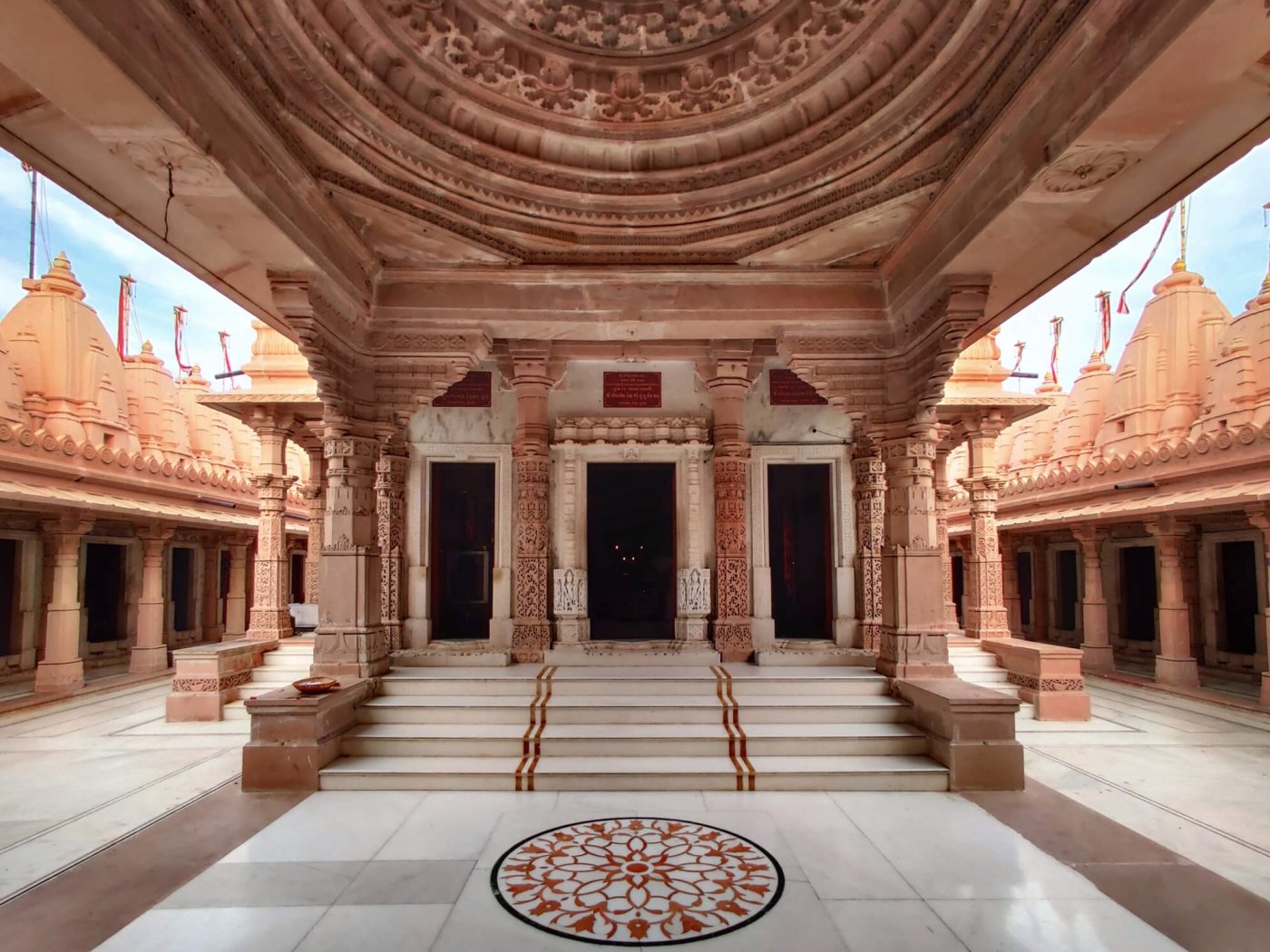 Shri Rantej Tirth - Jain Universe