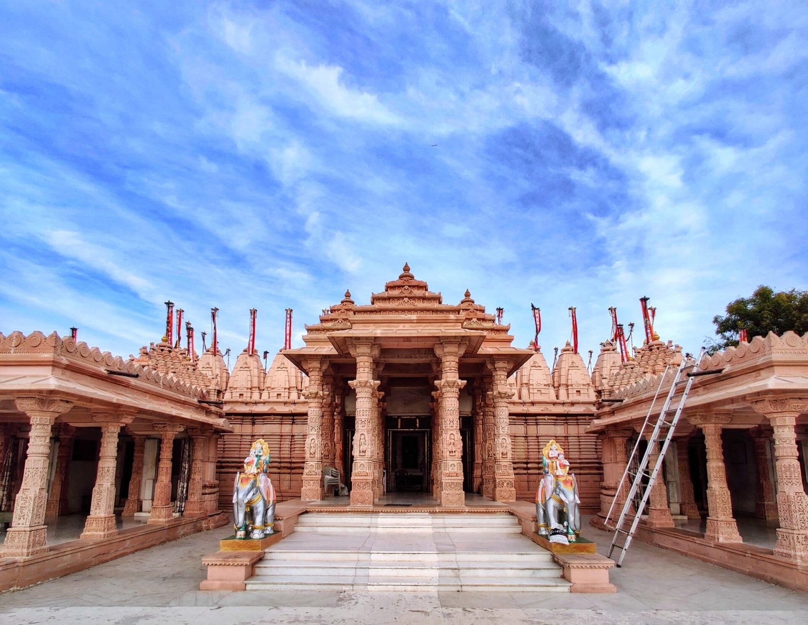 Shri Rantej Tirth - Jain Universe